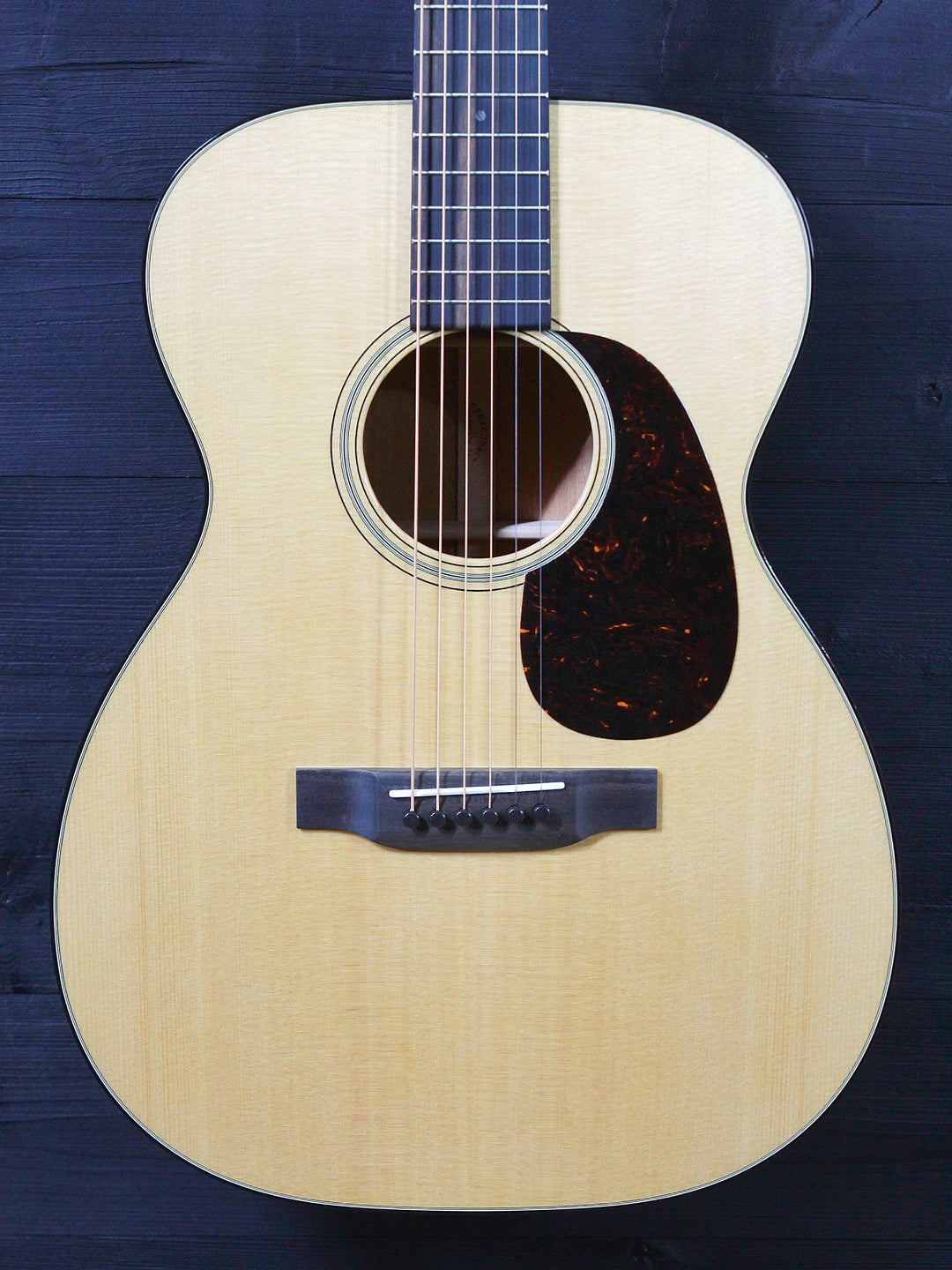 Martin 00-18 Mahogany / Spruce Acoustic Guitar – Tobias Music