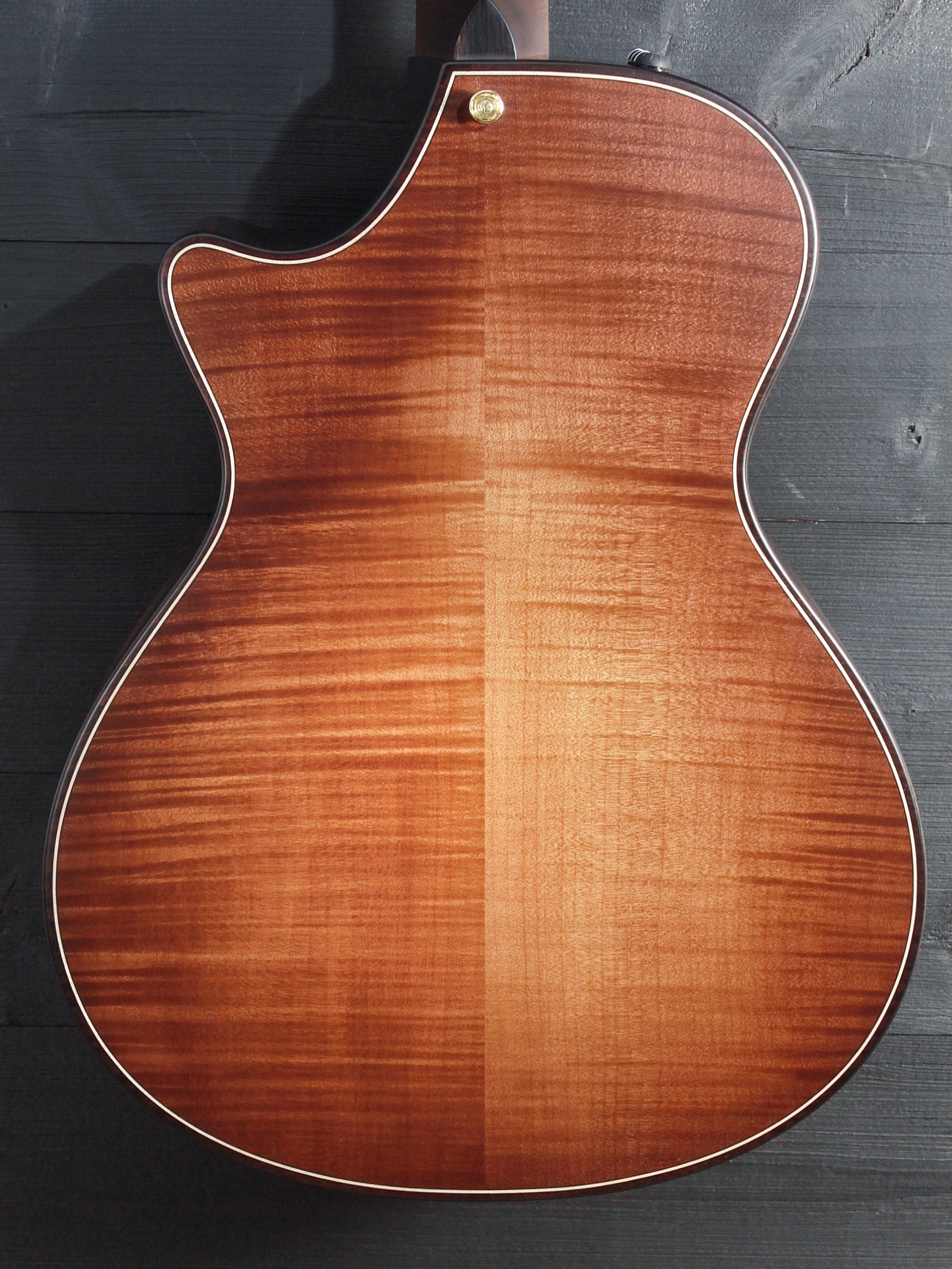 Taylor Builder’s Edition 652ce WHB 12 Fret / 12 String – Tobias Music